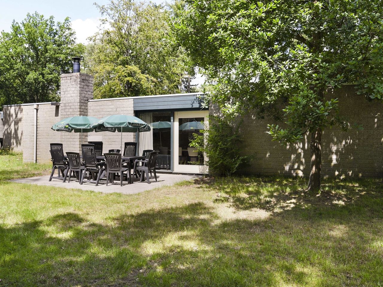 10-persoons bungalow 10B op Vakantiepark Het Vennenbos